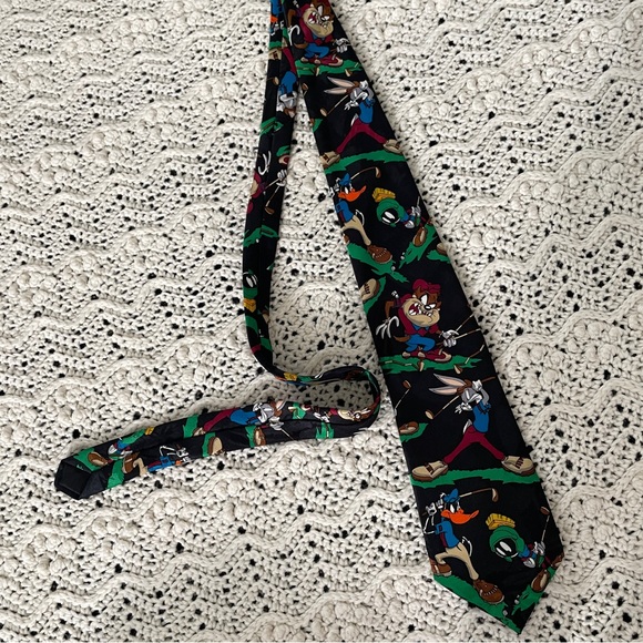 Warner Bros. | Accessories | Warner Bros Looney Tunes Mania Bugs Bunny ...